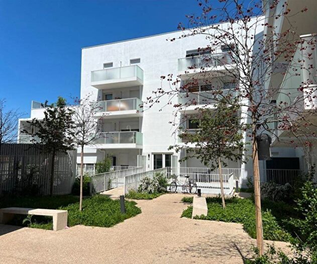 Appartement à louer - Noue Caillet-Terre Saint Blaise-Les Mérisiers, Bondy - 3 pièces - 2 chambres