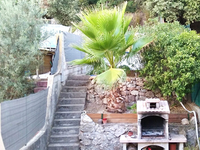 Maison à vendre - Carnoules - 3 pièces - 2 chambres