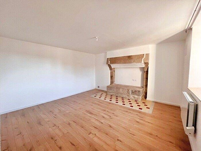 Maison à louer - Plougonven - 6 pièces - 4 chambres