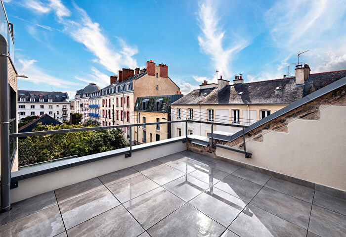 Appartement à vendre - Quartiers Centre, Colombier - 4 pièces - 3 chambres