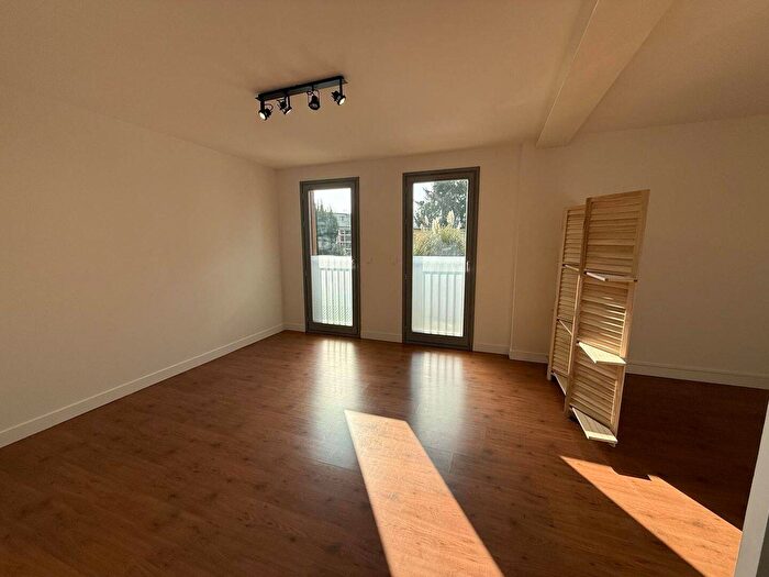 Appartement à louer - Centre Ville Centre et Nord, Coulommiers - 1 pièce