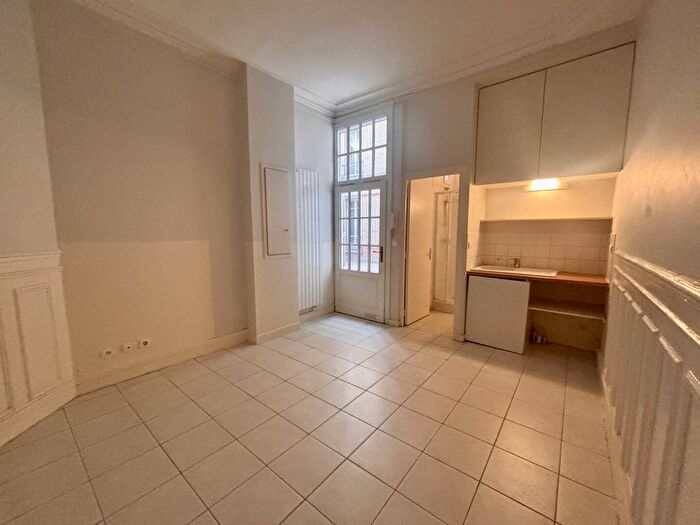 Appartement à louer - Auteuil Nord, Paris ème arrondissement - 1 pièce