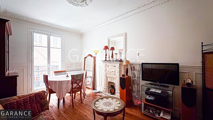 Appartement à vendre - Paris e , Jean Moulin, Porte dOrléans - 2 pièces - 1 chambre