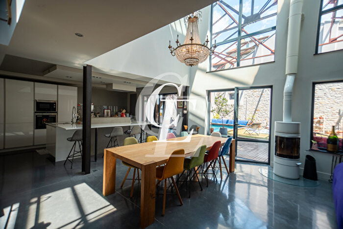 Maison à vendre - Saint-Étienne - 6 pièces - 4 chambres