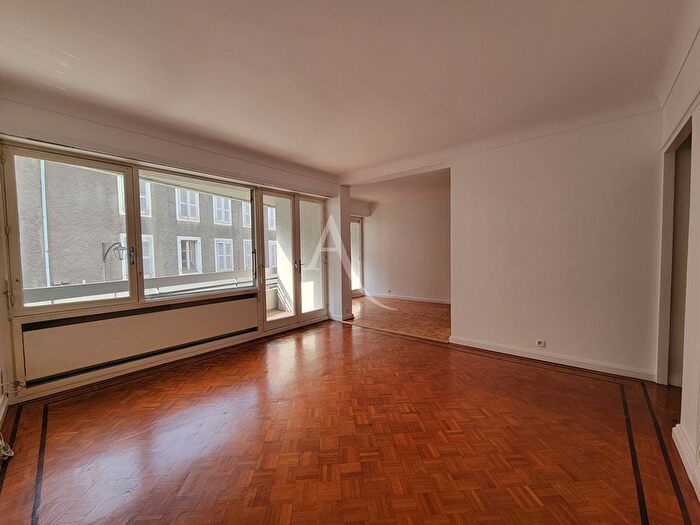Appartement 3 pièces à Pau, Centre-ville, à louer