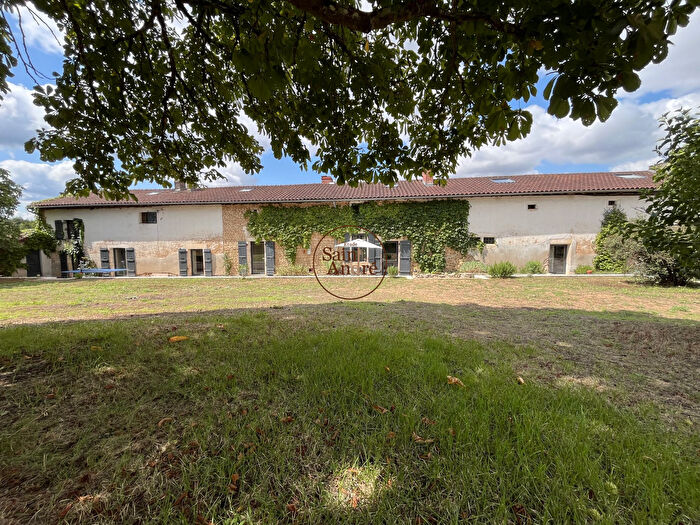Maison 6 pièces à vendre à La Rochefoucauld