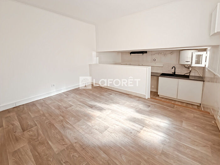 Appartement 2 pièces à Cires-lès-Mello, à louer