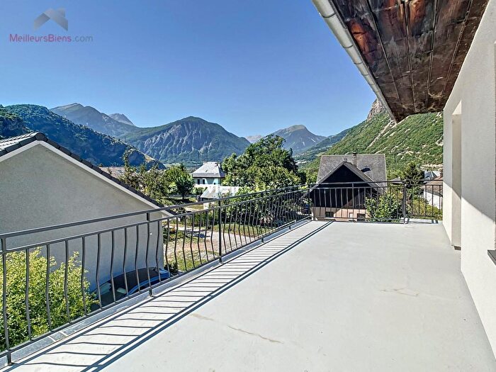 Maison à vendre - Saint-Jean-de-Maurienne - 4 pièces - 3 chambres