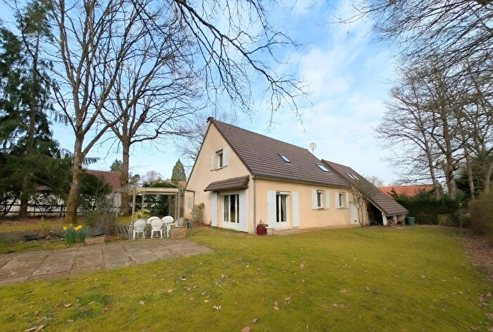 Maison à vendre - Montfort-lAmaury - 6 pièces - 4 chambres