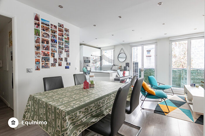 Appartement à vendre - Les Lilas, Centre-ville, Romain, Rolland - 4 pièces - 3 chambres