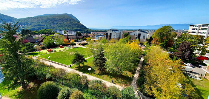 Appartement à vendre - Annemasse, Vernand - 3 pièces - 2 chambres