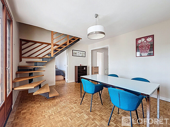 Appartement à louer - Saint-Michel-sur-Orge, Sablons, Picasso - 7 pièces - 5 chambres