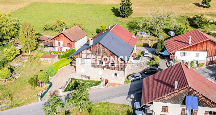 Maison 4 pièces à Viuz-en-Sallaz, à vendre