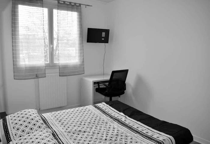 Appartement 1 pièce à louer à Reste des Chenes-Le Ponceau, Cergy