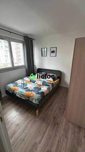 Appartement à louer - Massy - 5 pièces - 4 chambres