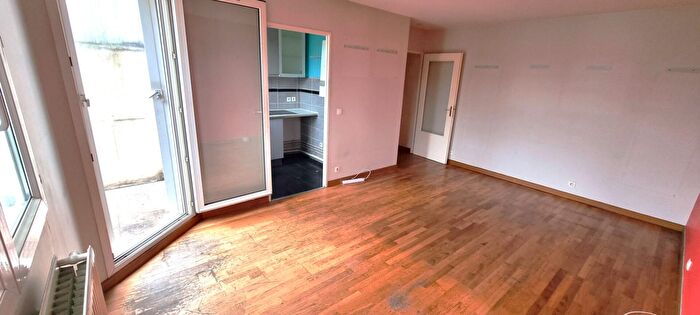 Appartement 2 pièces à vendre à Nanterre, Petit Nanterre