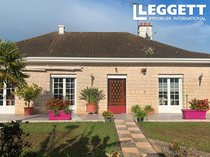 Maison à vendre - Vouneuil-sous-Biard - 5 pièces - 4 chambres