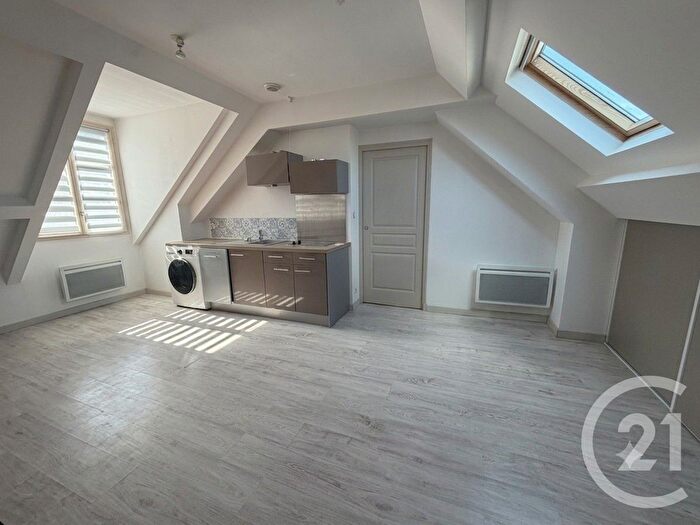 Verneuil-en-Halatte - Appartement 2 pièces à louer