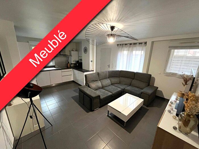 Le Rosaire, Saint-Leu-la-Forêt : Appartement 3 pièces à louer