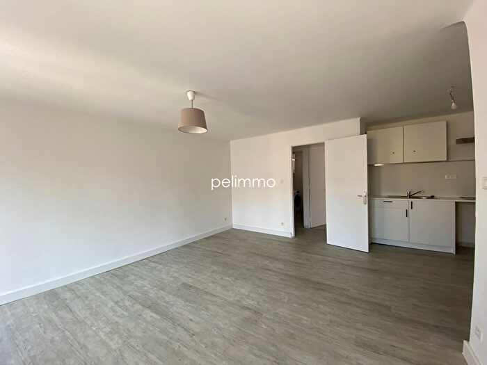 Lambesc : Appartement 2 pièces à louer