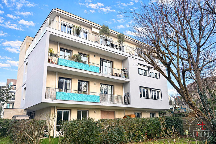 Appartement à vendre - Fontenay-sous-Bois - 5 pièces - 3 chambres