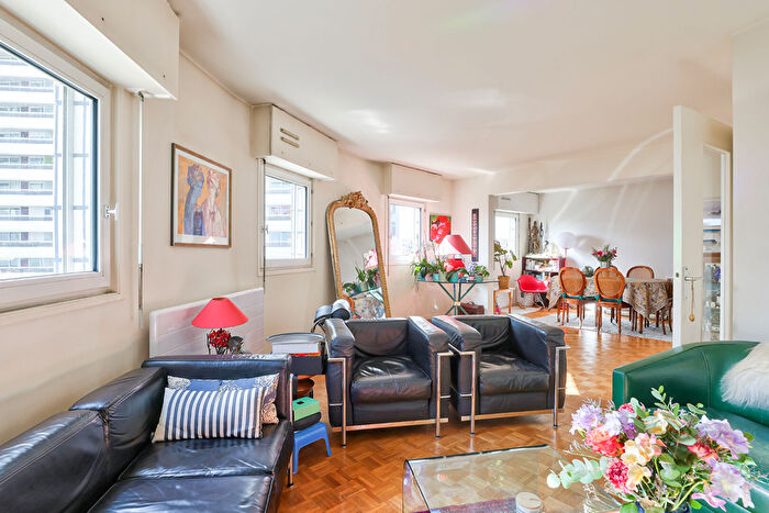 Appartement à vendre - Paris e , Citroën, Boucicaut - 5 pièces - 3 chambres