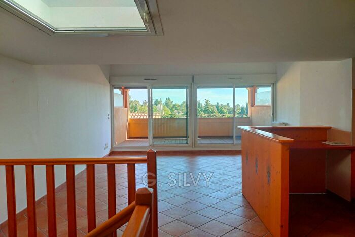 Sainte-Cécile-les-Vignes : Appartement 3 pièces à louer