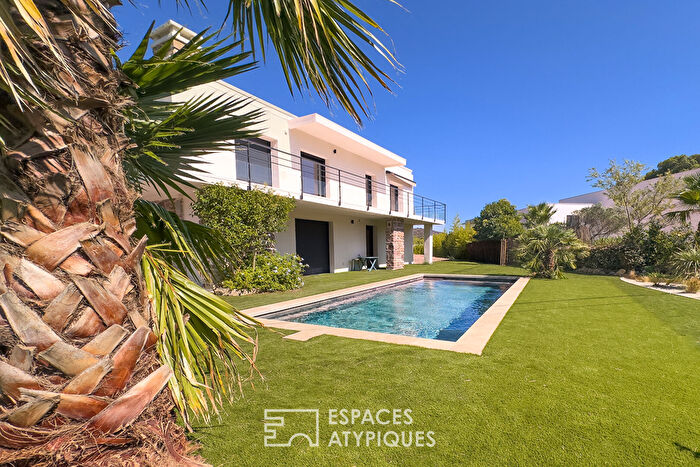 Maison à vendre - Saint-Raphaël, Boulouris - 7 pièces - 4 chambres