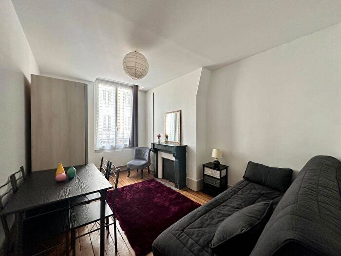 Appartement à louer - Arsenal, Paris ème arrondissement - 2 pièces - 1 chambre