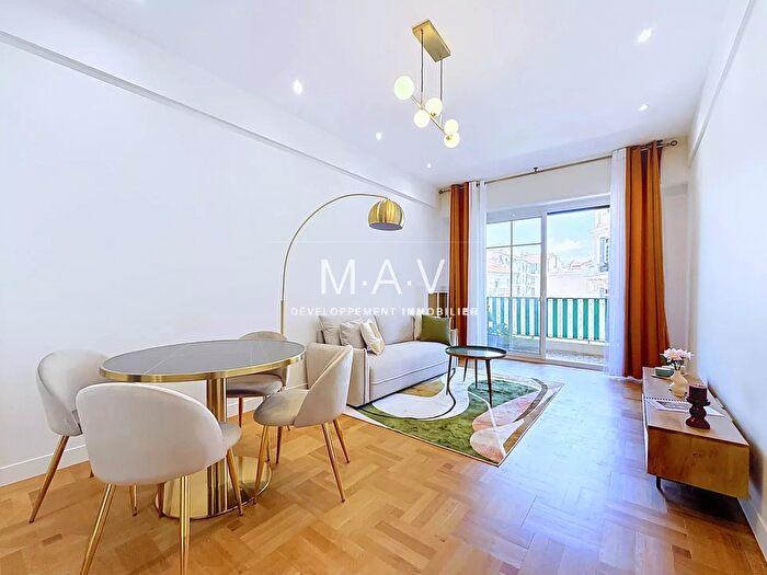 Appartement 3 pièces à vendre - Nice, Gambetta