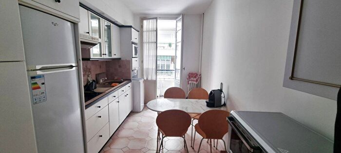 Fleurs-Gambetta, Nice - Appartement 1 pièce à louer