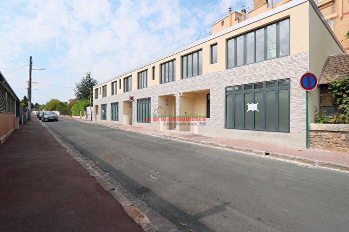 Appartement 5 pièces à Montgeron, à vendre
