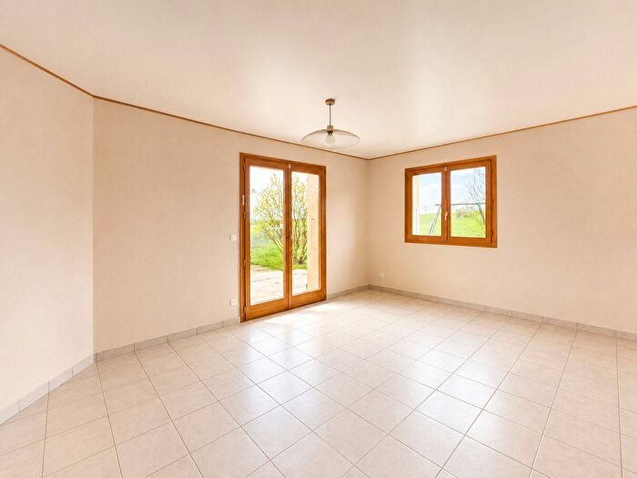 Maison 5 pièces à Bons-en-Chablais, à louer