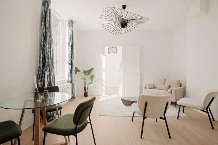 Appartement à vendre - Lyon e , Cordeliers Bellecour - 2 pièces - 1 chambre