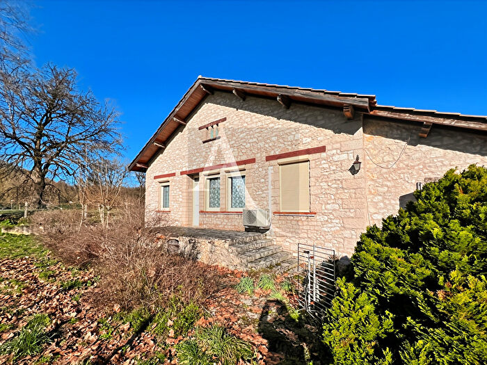 Maison à vendre - Montaigu-de-Quercy - 4 pièces - 3 chambres