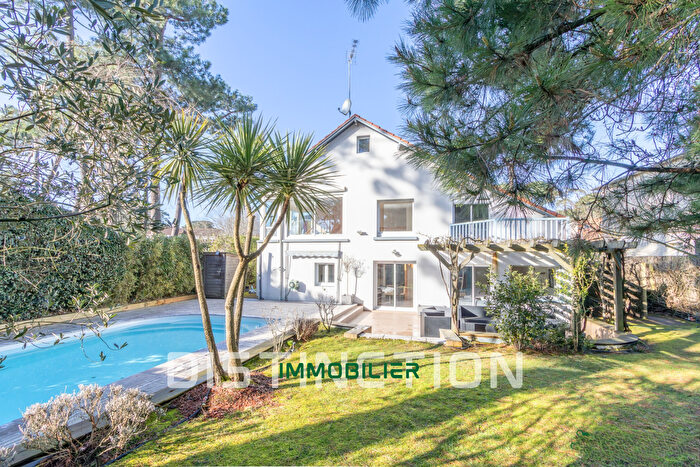 Maison à vendre - Saint-Brevin-les-Pins, Mindin - 8 pièces - 4 chambres