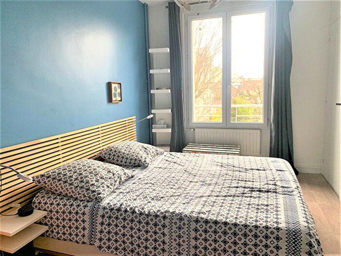 Appartement à vendre - Courbevoie - 2 pièces - 1 chambre