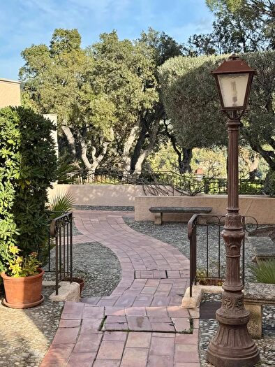 Appartement à vendre - Grimaud - 2 pièces - 1 chambre