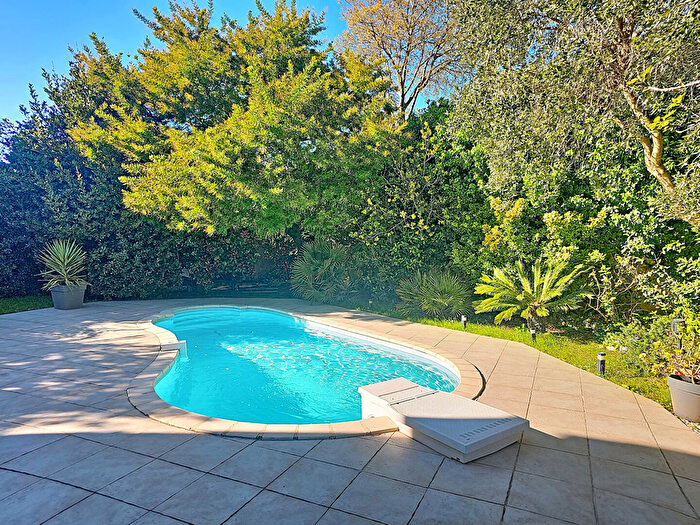 Maison à vendre - Sanary-sur-Mer, La Cride, Beau Cours - 5 pièces - 4 chambres