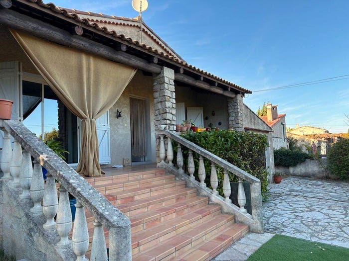 Maison 3 pièces à Saint-Savournin, à louer