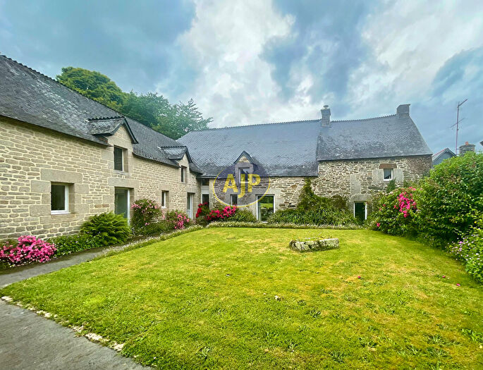 Maison à vendre - Pontivy, Paul Langevin - 8 pièces - 5 chambres