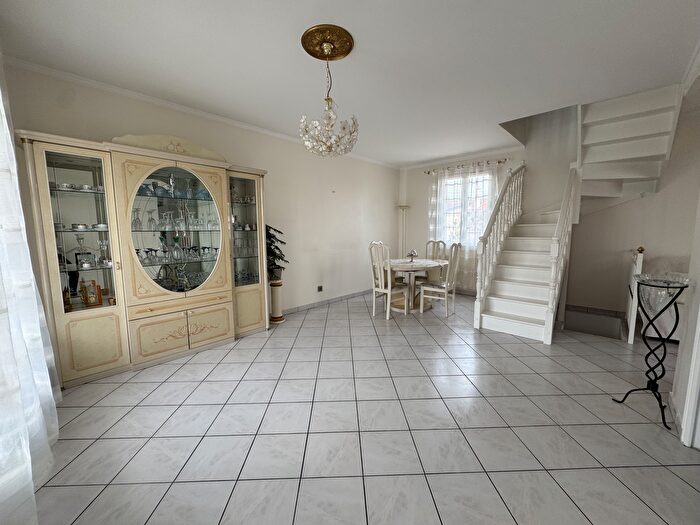 Maison à vendre - Villeneuve-le-Roi, Val dAblon - 4 pièces - 3 chambres