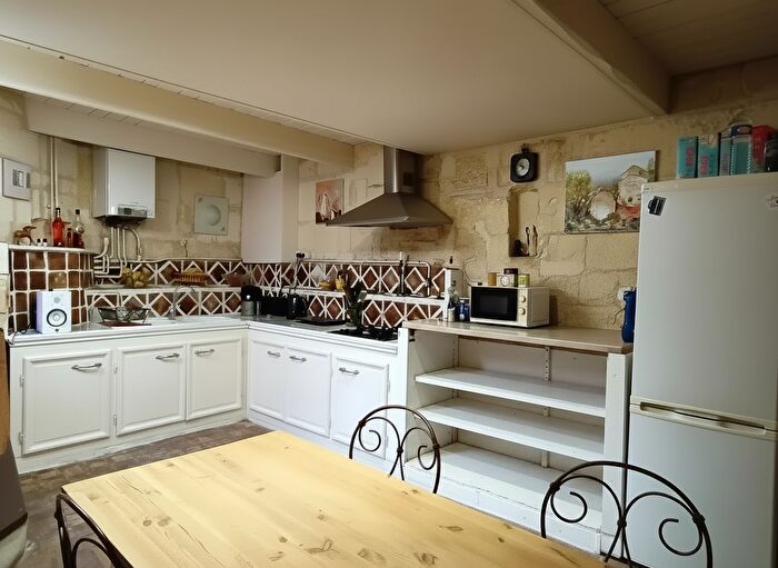 Arles, Centre-ville - Maison 4 pièces à vendre