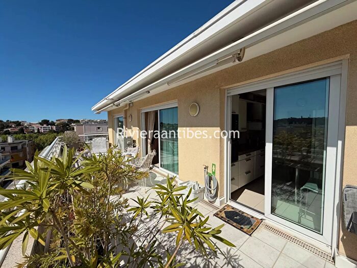 Appartement à vendre - Antibes, Coeur de ville - 4 pièces - 3 chambres