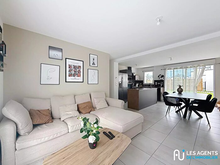 Maison à vendre - Chaingy - 5 pièces - 4 chambres