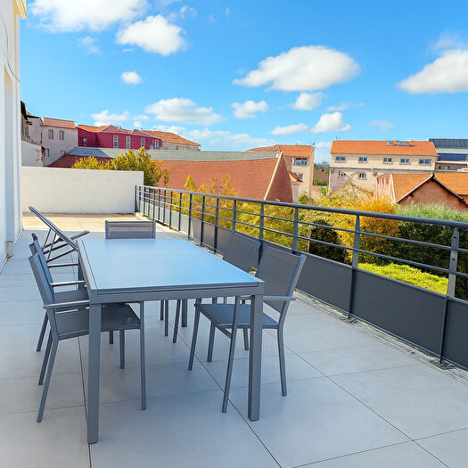 Appartement à vendre - Roanne, Gare - 3 pièces - 2 chambres