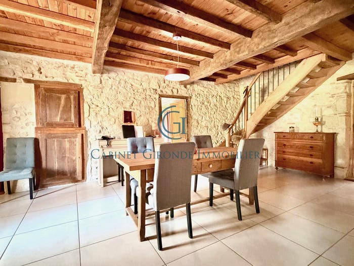 Maison 8 pièces à postalCode, à vendre