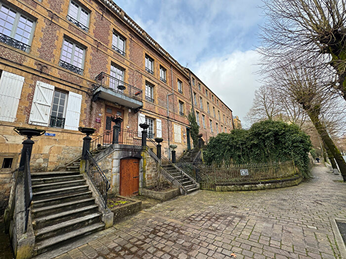 Appartement à vendre - Charleville-Mézières, Gare - 5 pièces - 4 chambres