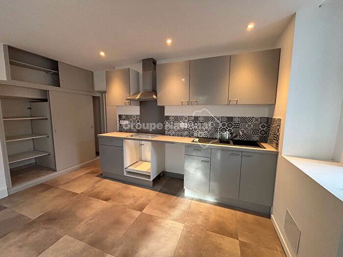 Appartement à louer - Beaumes-de-Venise - 3 pièces - 2 chambres