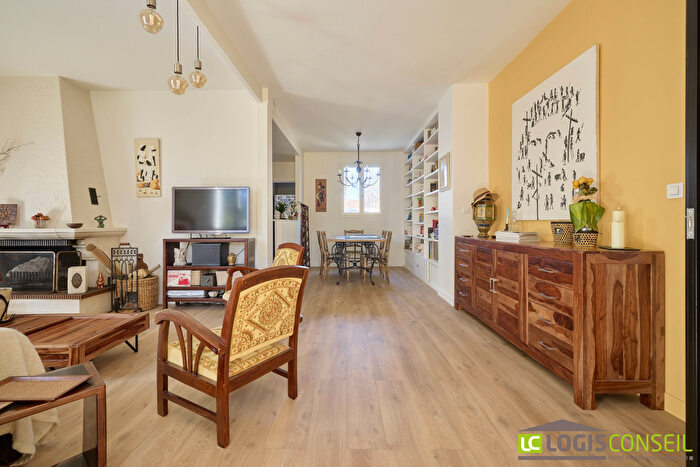 Maison 5 pièces à vendre à Châtenay-Malabry, Centre-ville